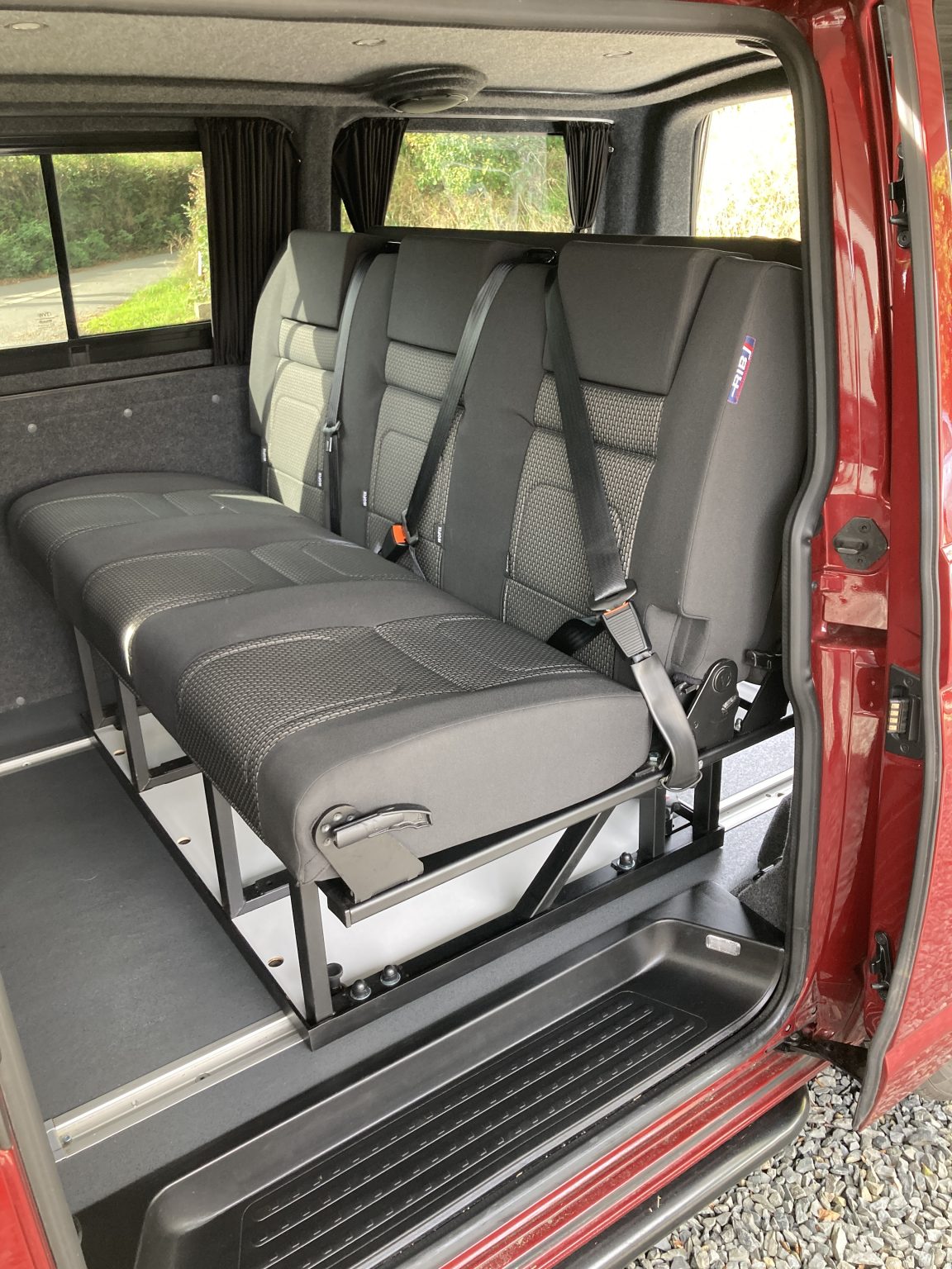 Beds and seats – Vanscape